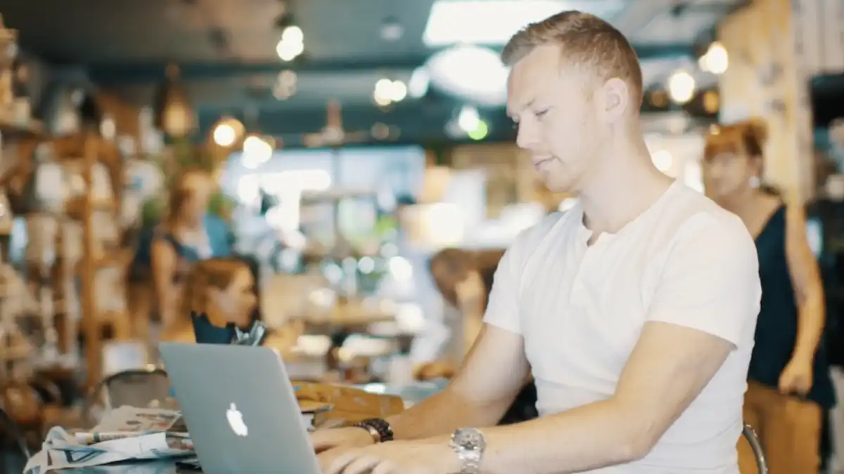 JOIN THE MODERN WEALTHY TO FAST-TRACK YOUR SUCCESS